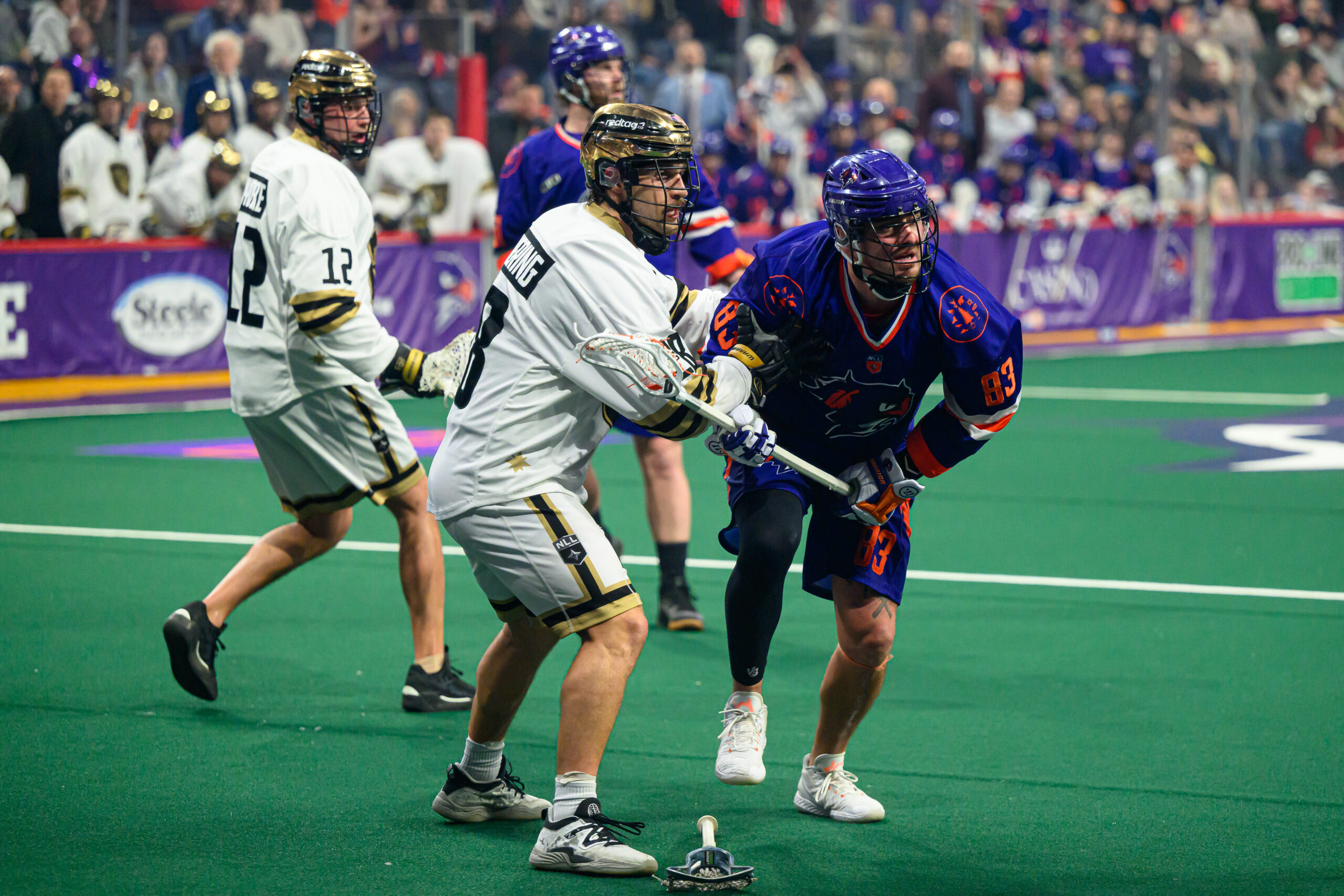 HALIFAX EDGES VANCOUVER 10-9 - Vancouver Warriors